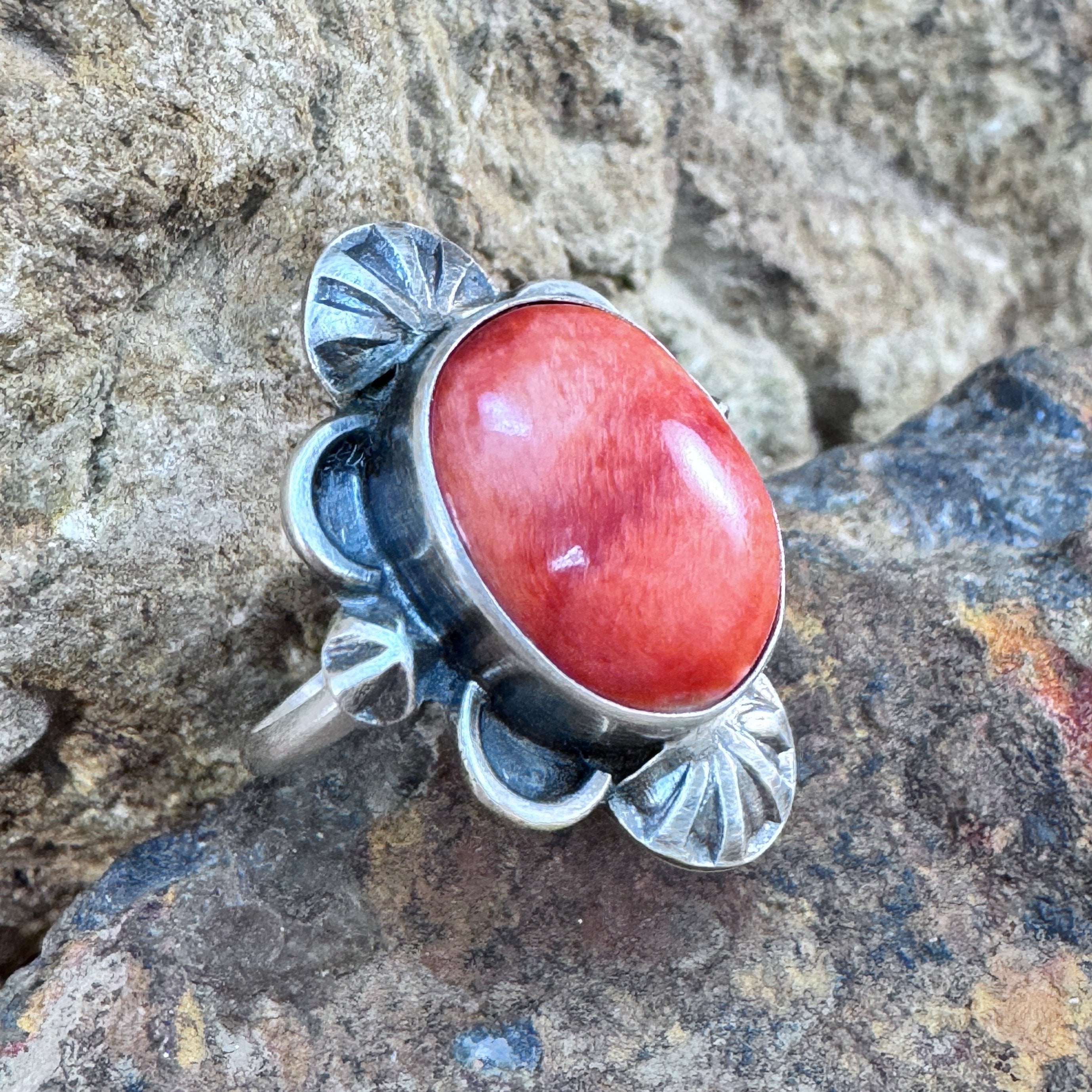 Spiny Oyster Jewelry From Black Arrow - Native American Jewelry – Black ...